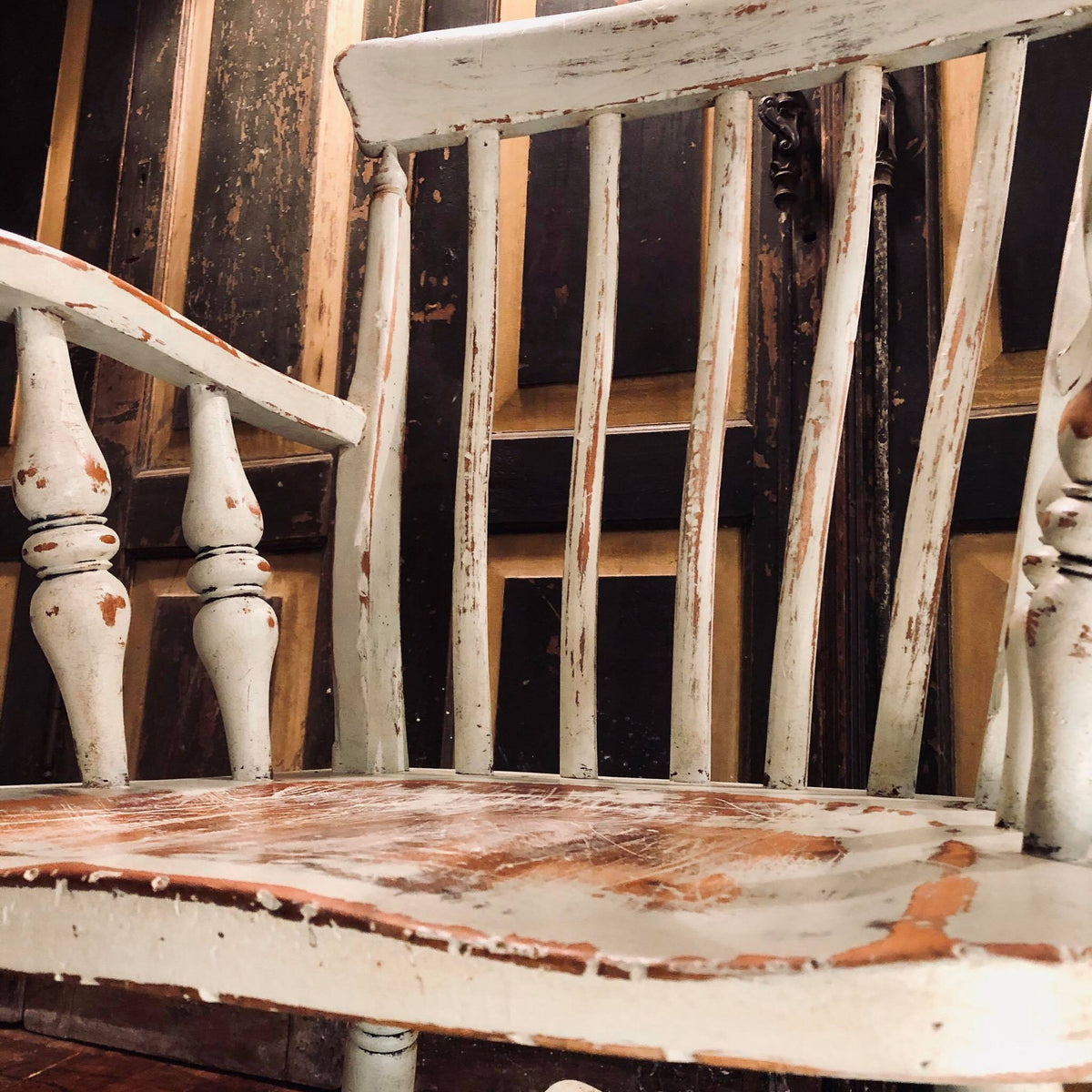 Farmhouse Rocker in Ashley Style – Storytellers